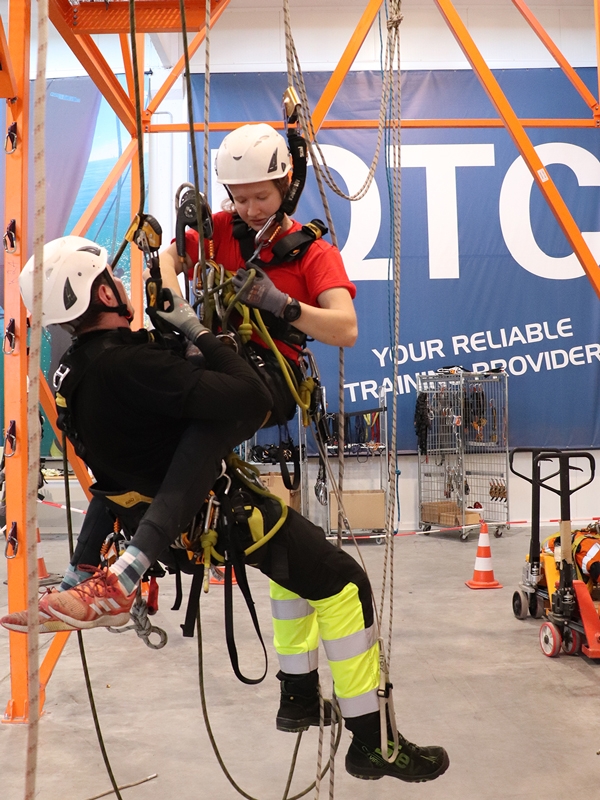 Girls in rope access industry – IQTC